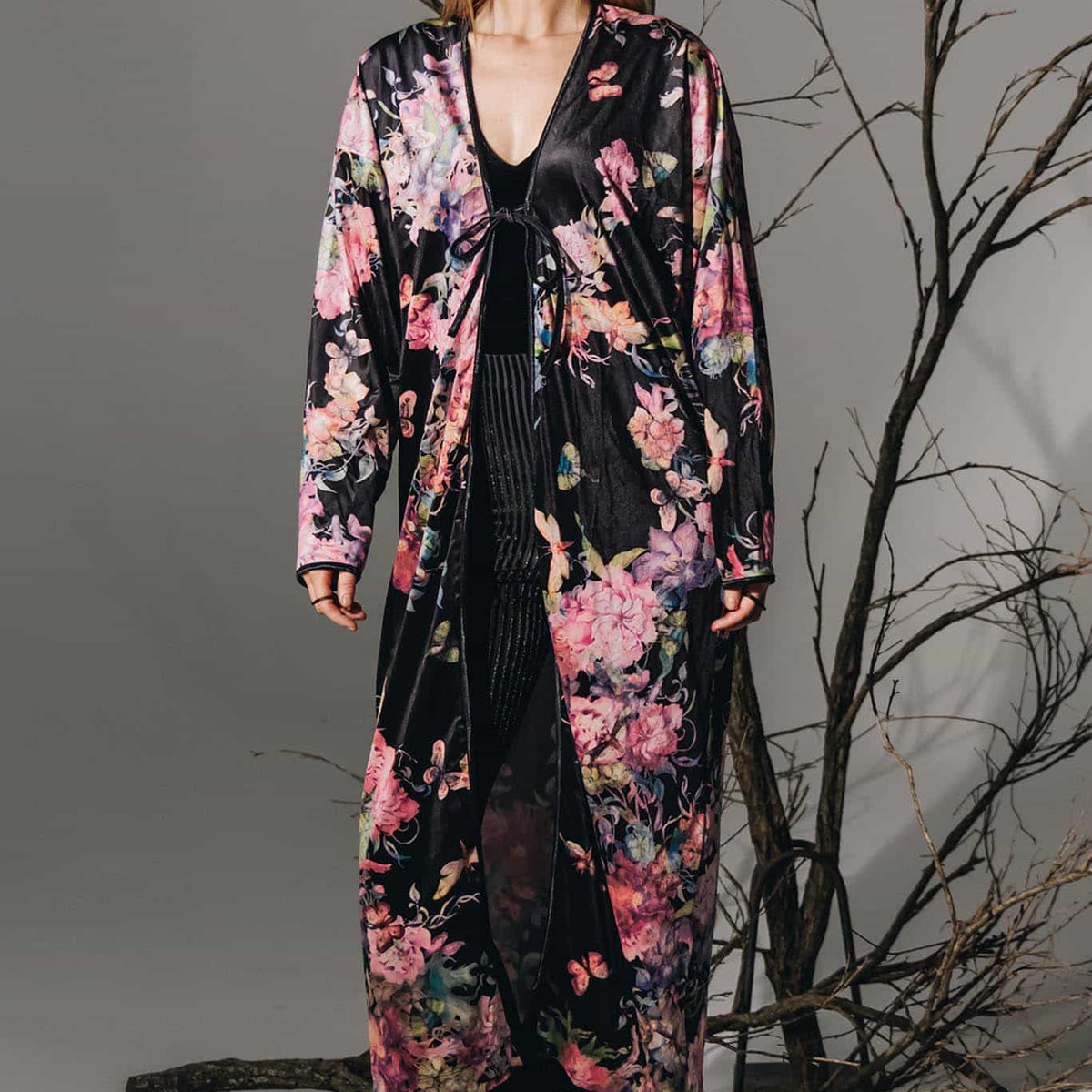 Bombyx Mori Midaxi Velvet Kimono - Limited – BlackMilk Clothing