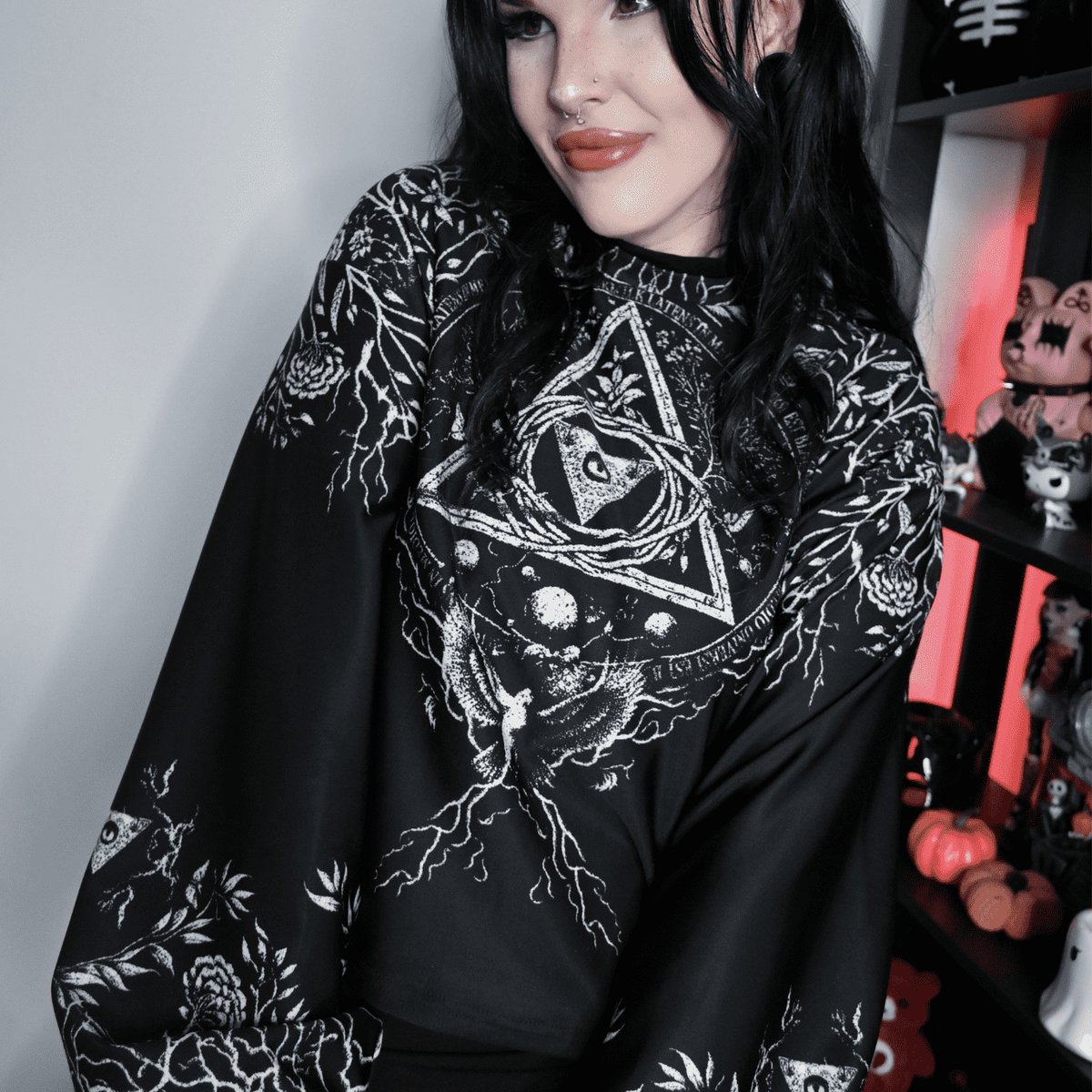 Eye of the Infinite Bishop Sweater - Limited – BlackMilk Clothing