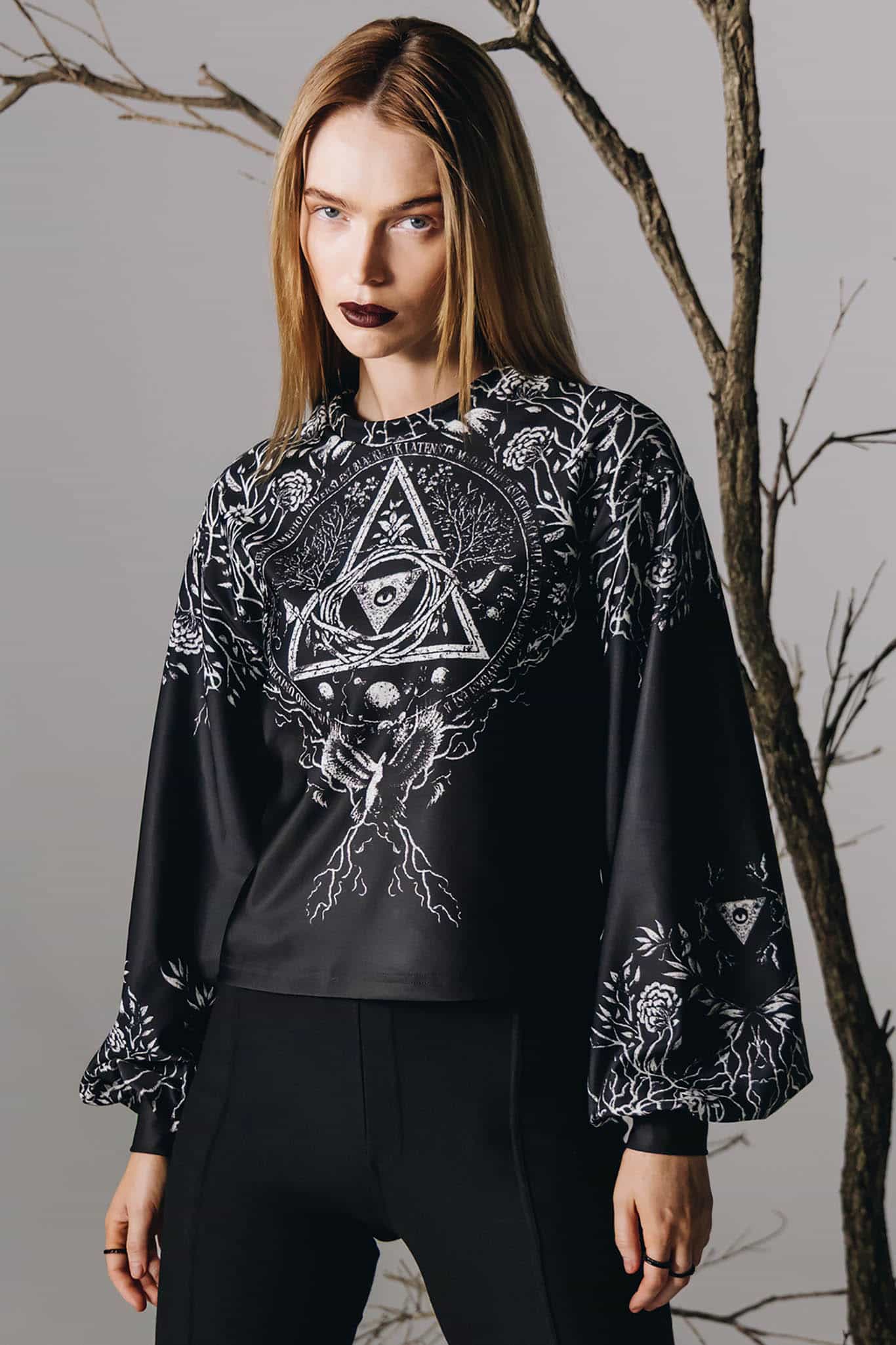 Eye of the Infinite Bishop Sweater - Limited – BlackMilk Clothing